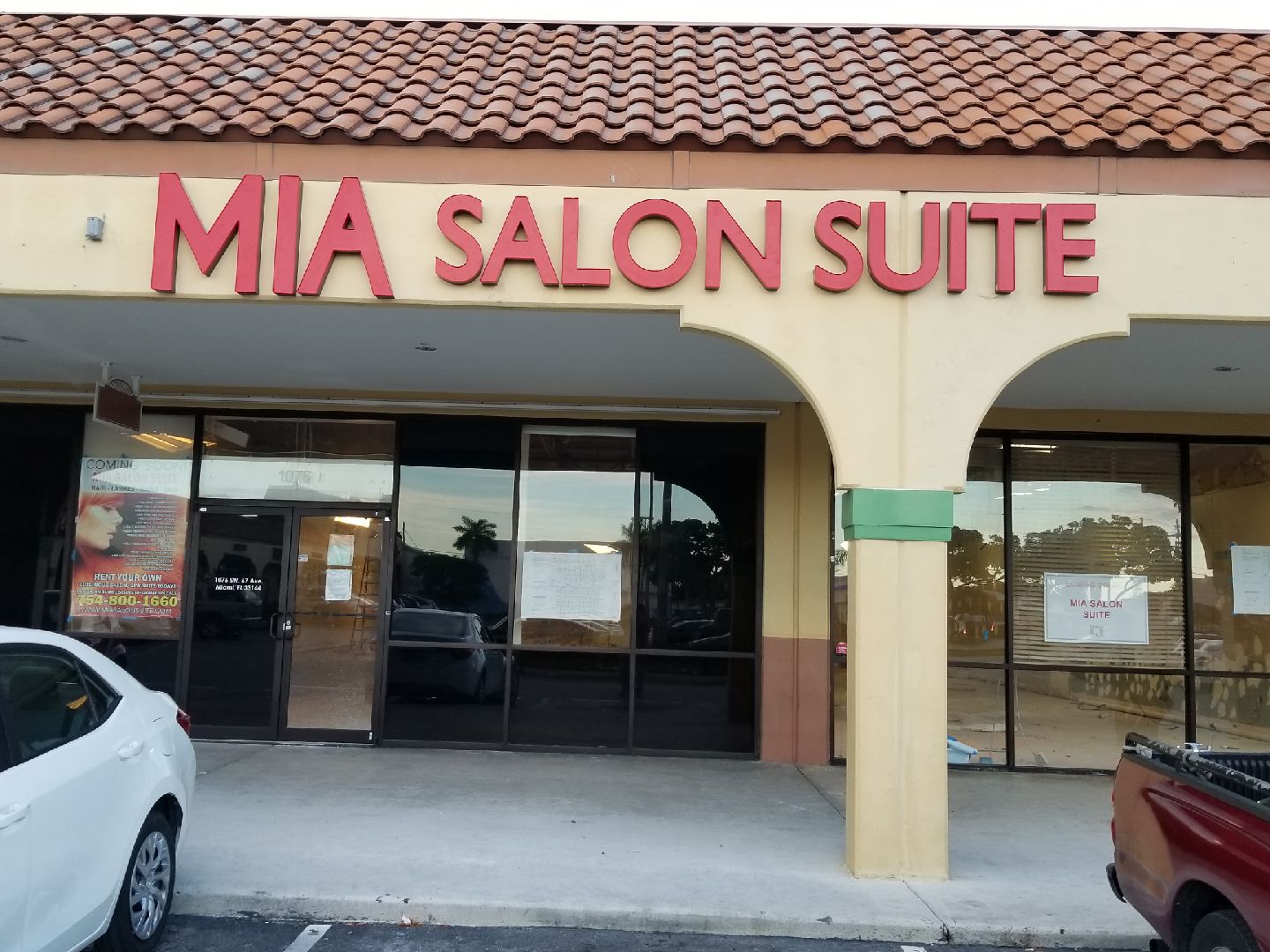 - Mia Salon Suite